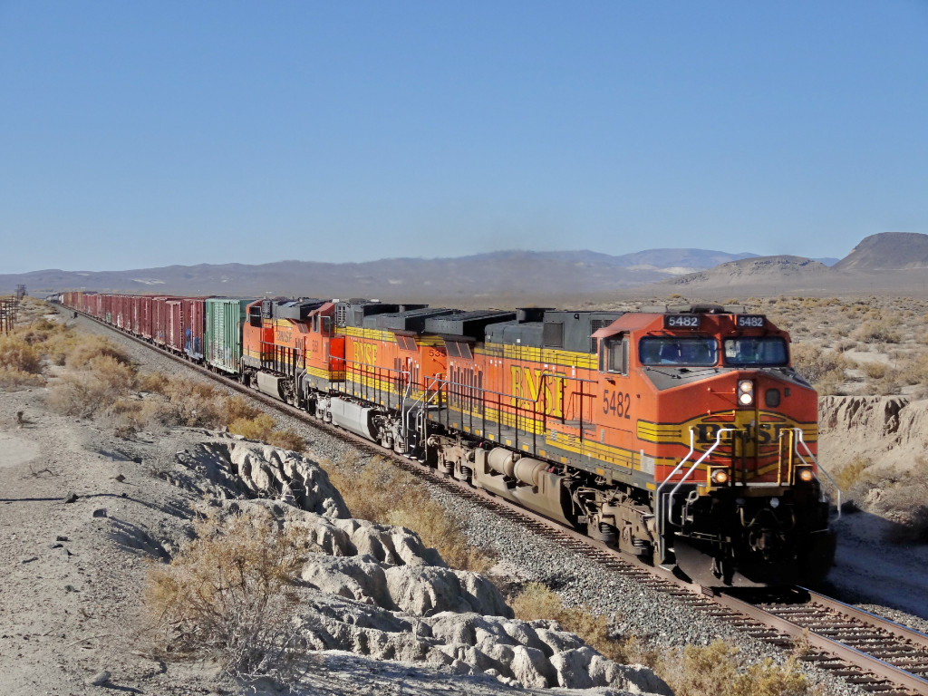 BNSF 5482